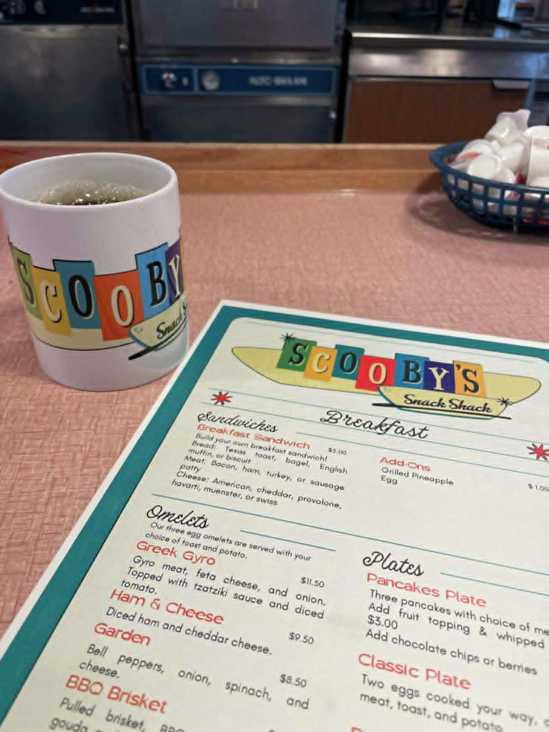 Scooby’s Snack Shack opens in Manistee