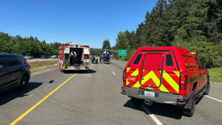 1 killed in four-vehicle head-on collision on SR 18