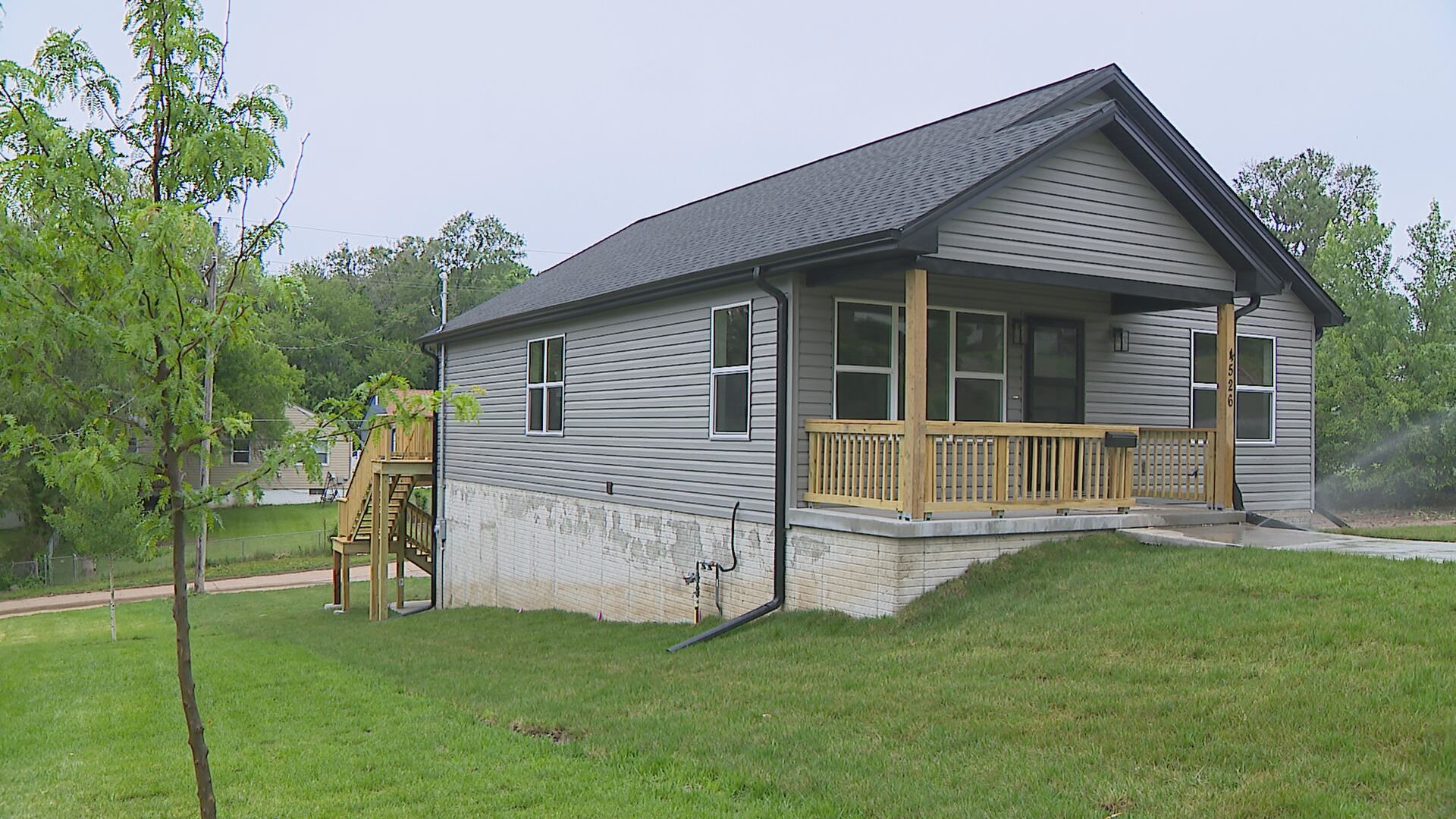 Benson High School students build homes, gain construction skills
