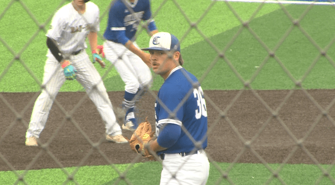 Carthage baseball drops district quarterfinal game against Raymore-Peculiar