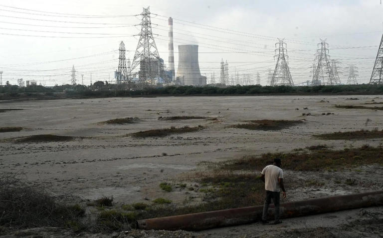 Fly ash continues to haunt Ennore residents