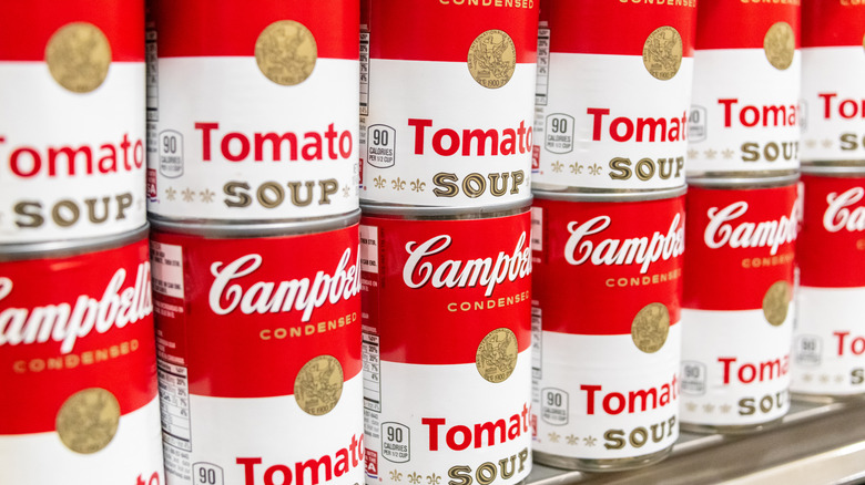 16 additions to boost the flavor of canned tomato soup