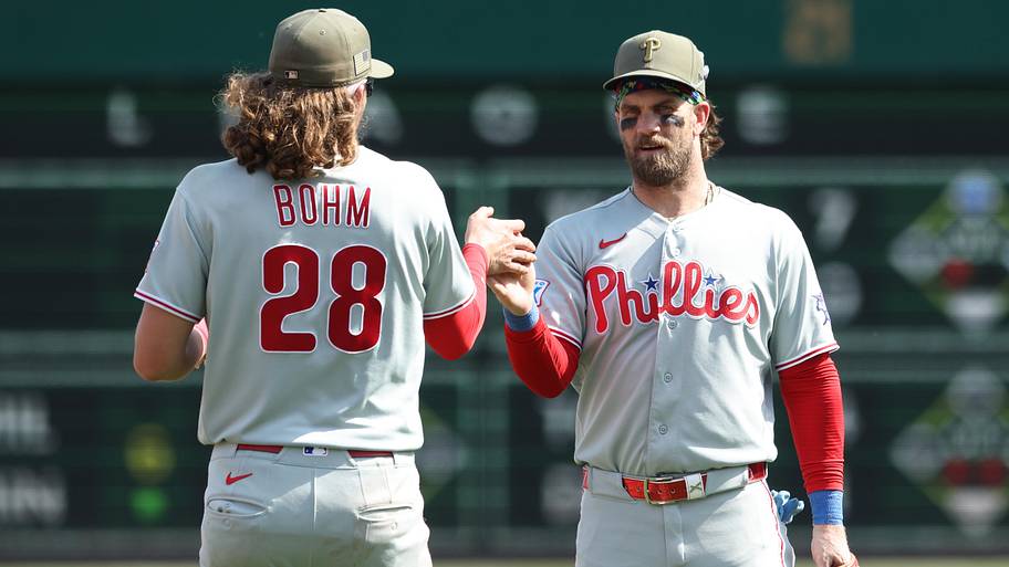 Phillies much-maligned slugger again heating up at plate in May