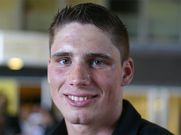 Verhoeven cites WBC kickboxing recognition in Usyk challenge