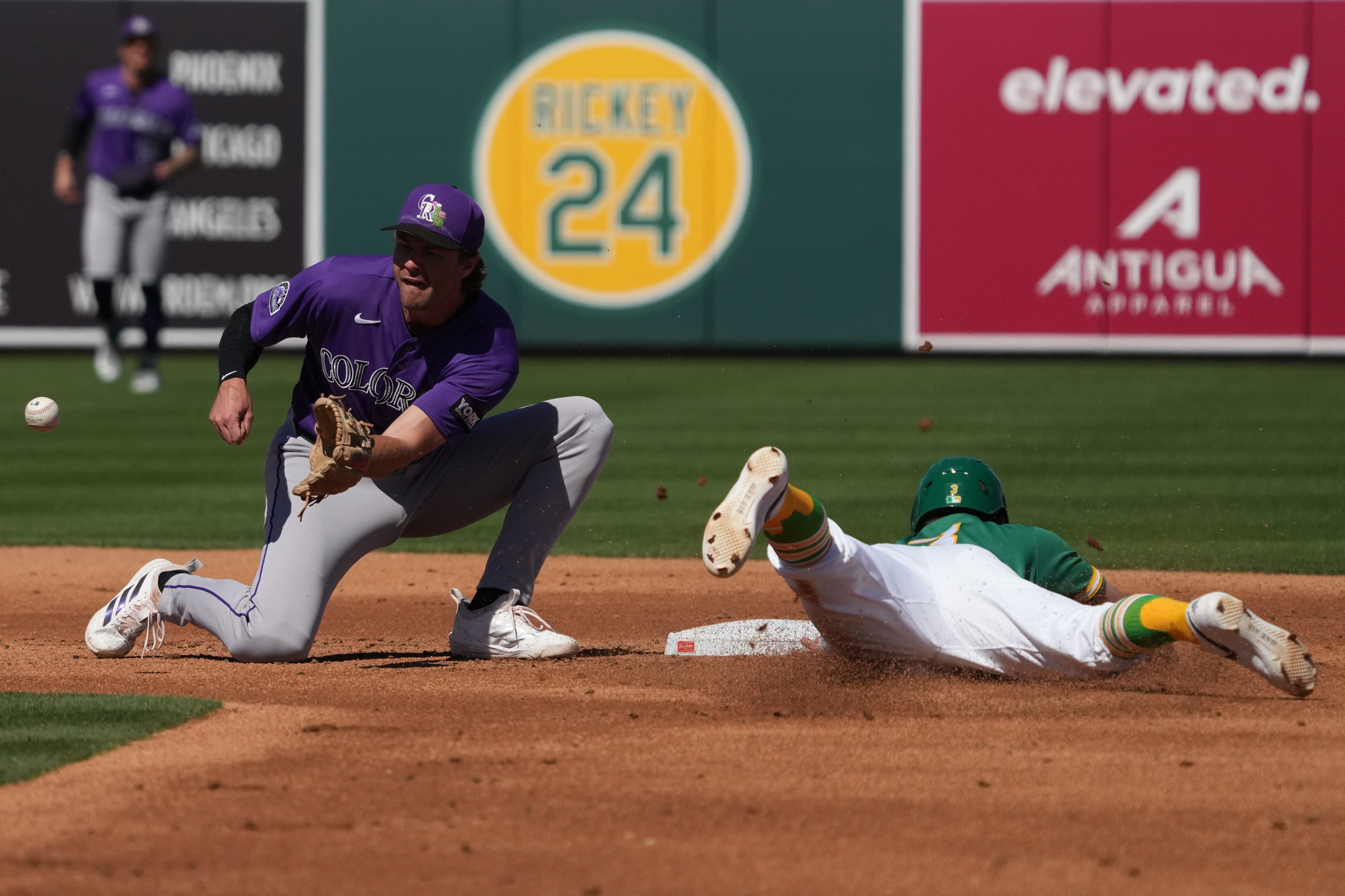 Rockies select Chad Stevens