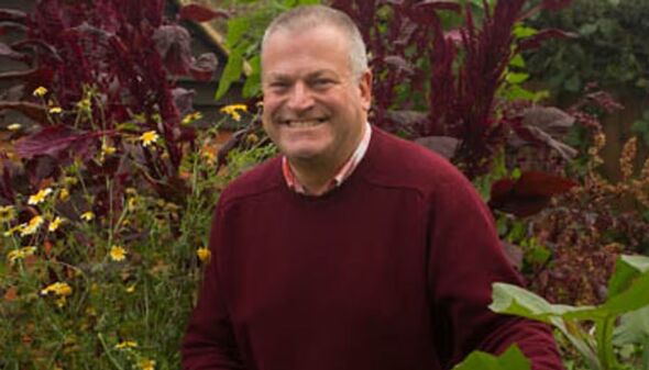 Matthew Biggs dead: BBC gardening legend dies a week after ...