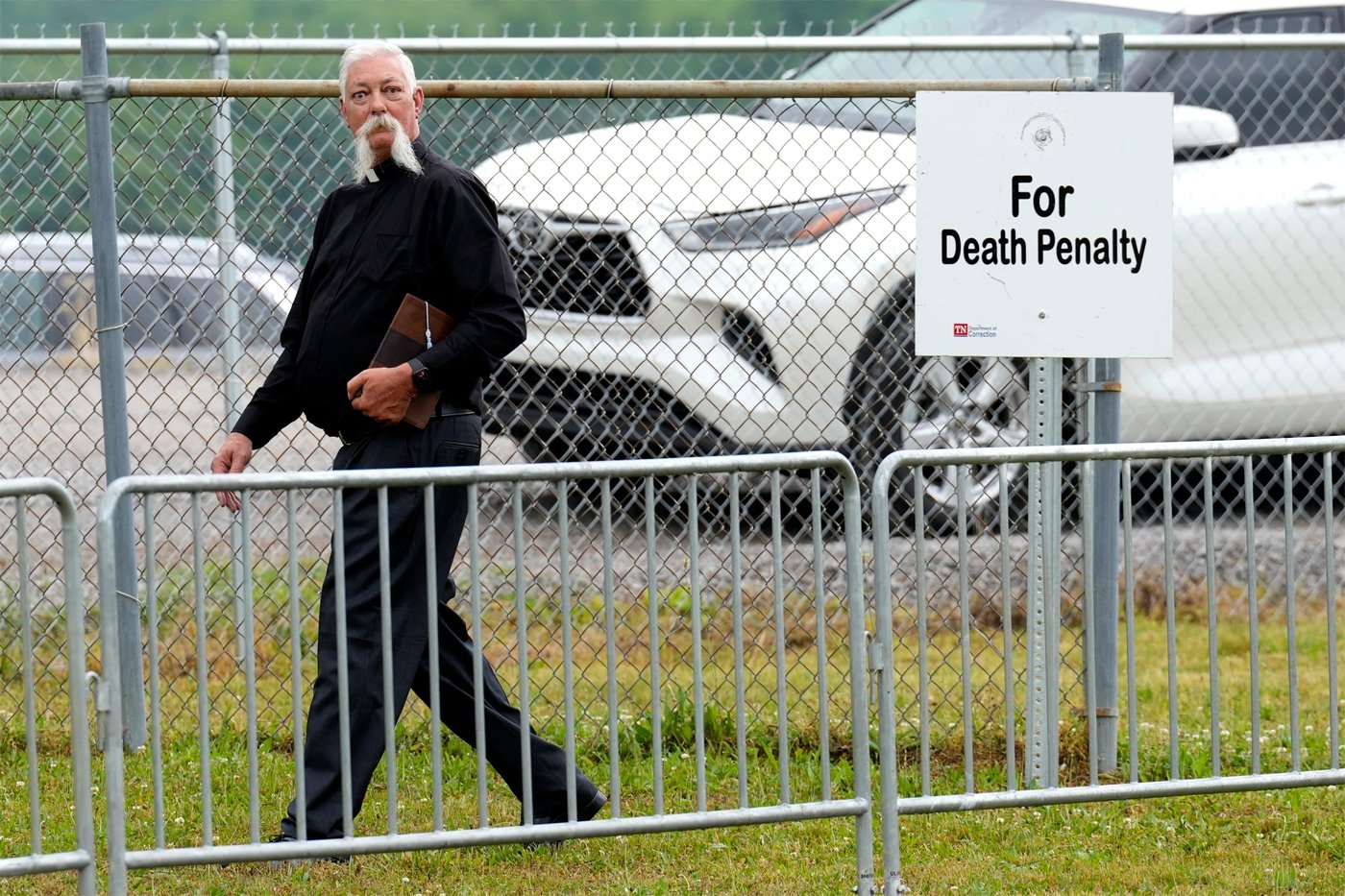 Tennessee fails to execute Tony Carruthers after IV difficulties. State ...