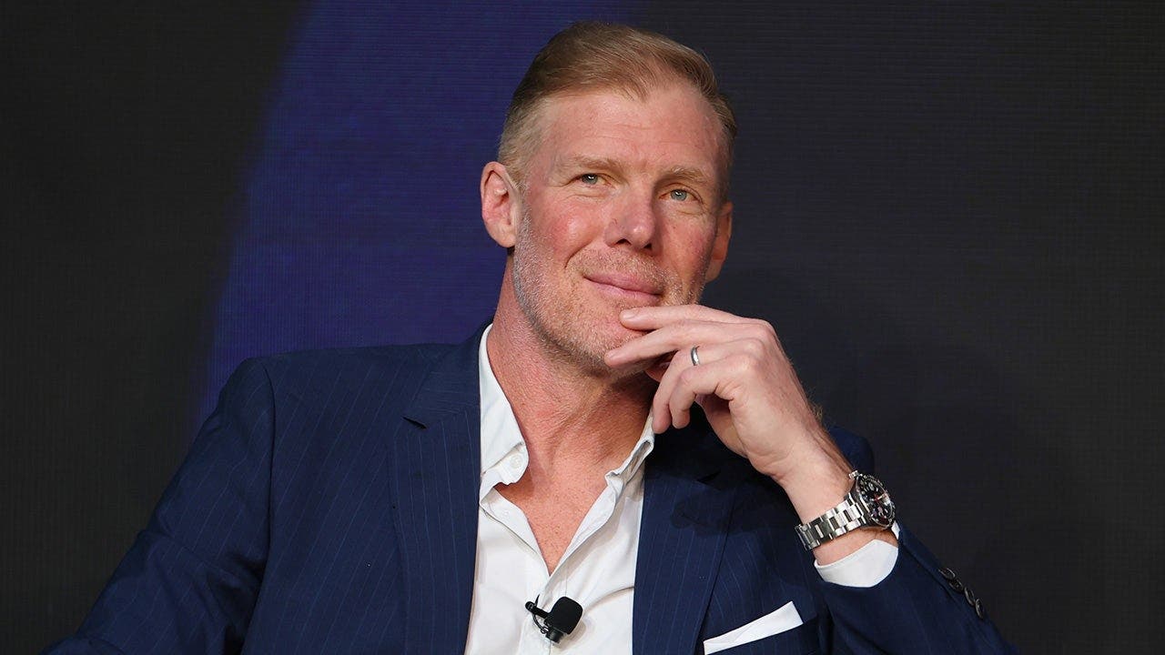 Alexi Lalas doesn't want to hear about Team USA pressure during home ...