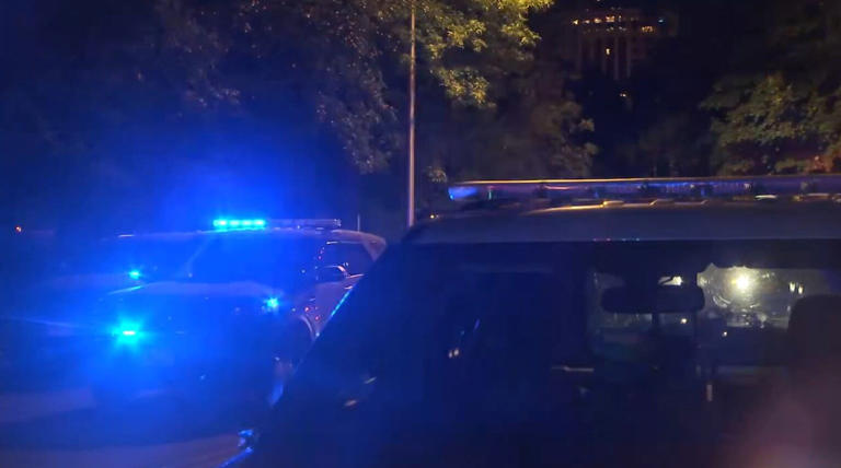 Police investigate shooting in downtown Springfield
