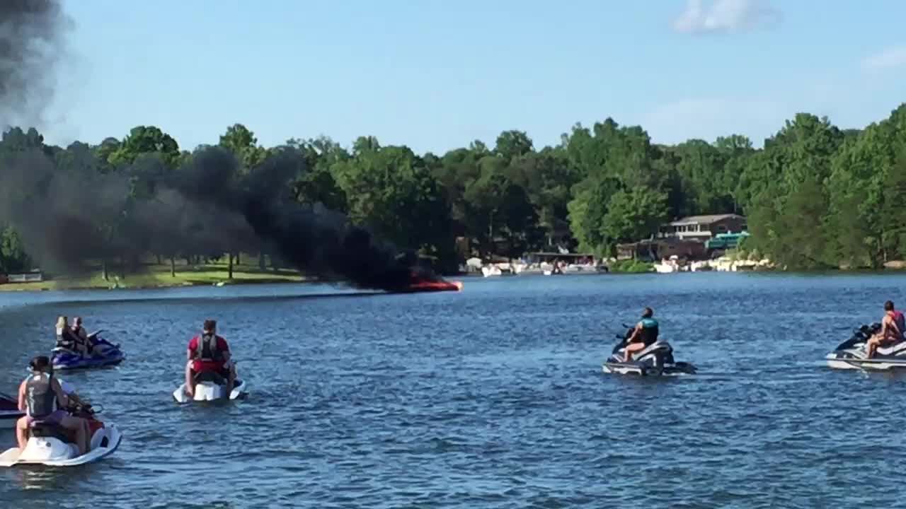 Coast Guard urges boating safety ahead of busy Memorial Day weekend