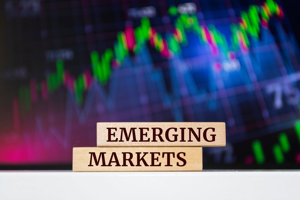 S&P 500 faces global challenge from international chip funds, EM ETFs