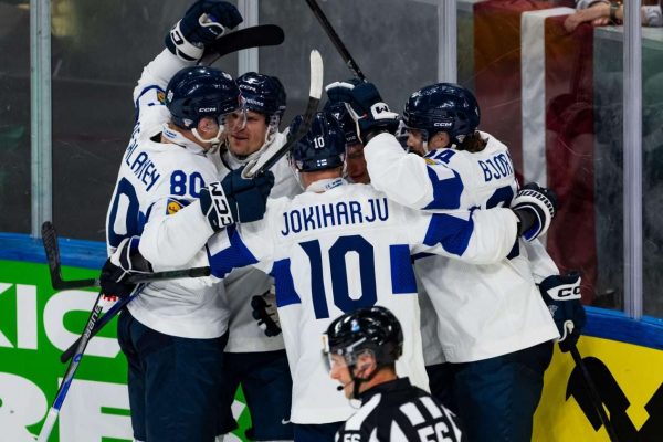 NHL-mies teki paluun – Antti Pennanen pisti Leijonien ketjut uuteen uskoon