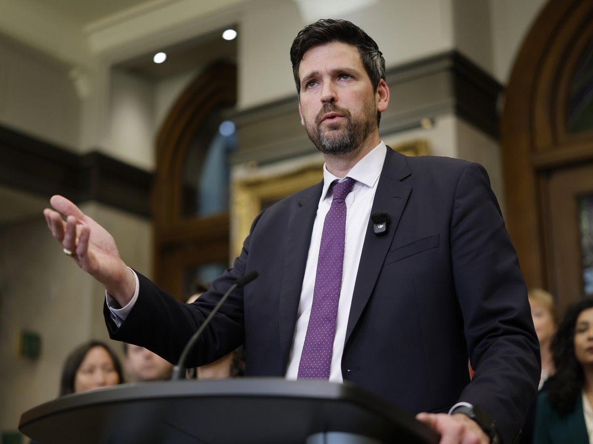 Anti-terror symbol bill not meant to target protests, justice minister says