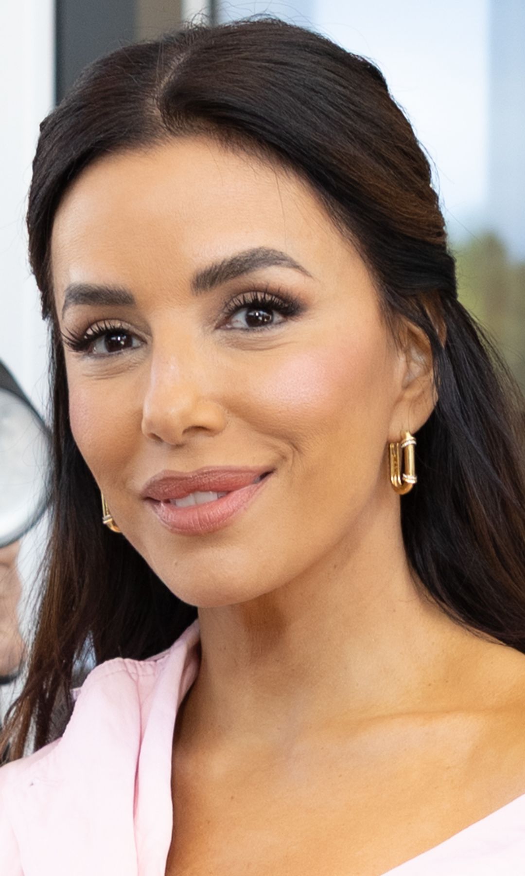 Eva Longoria muestra su apoyo al diseño latino con su más reciente ...