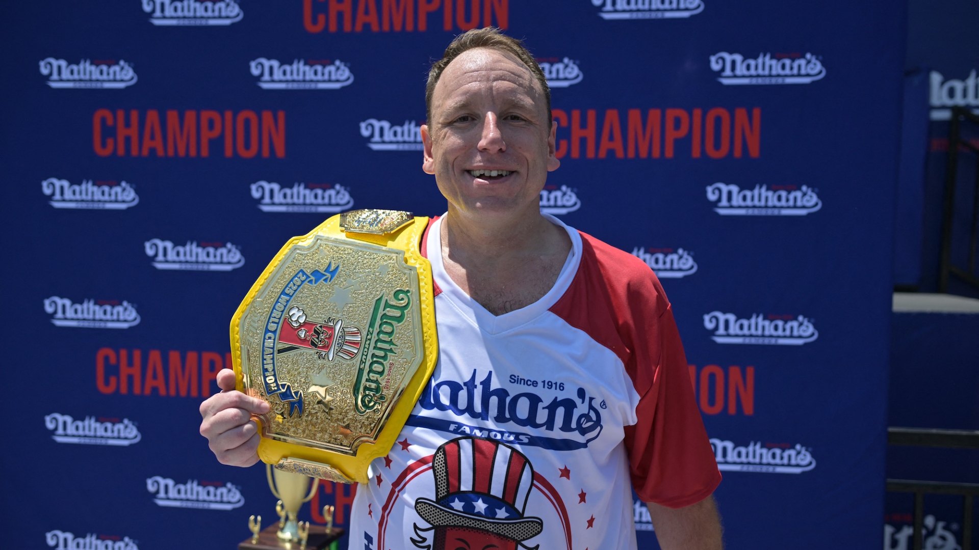 Hot dog eating champion Joey Chestnut will compete on July 4 despite ...