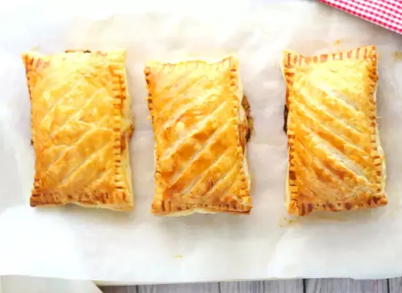 Ham and cheese pastries