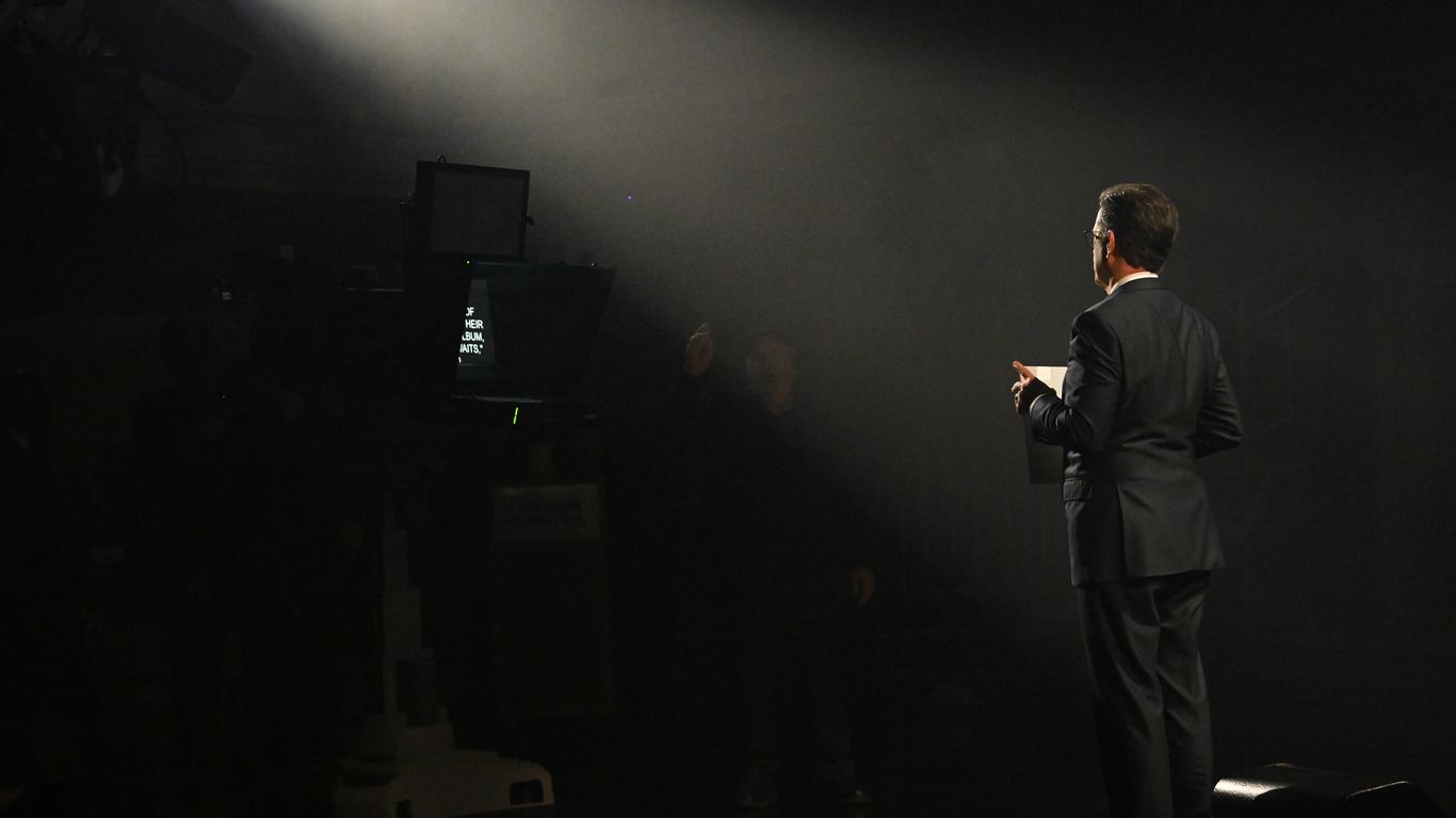 With Colbert's show ending, Chicago loses a late-night comedy outlet