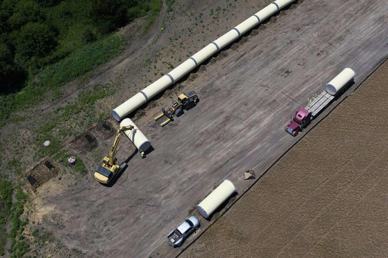 Texas is running out of cheap water, and will need to make salty water ...