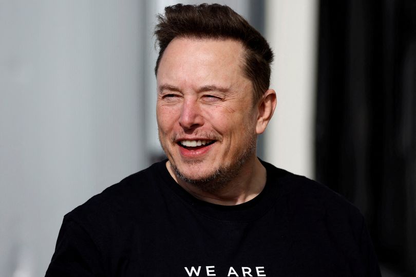 Elon Musk set to become world's first trillionaire after revealing mind ...