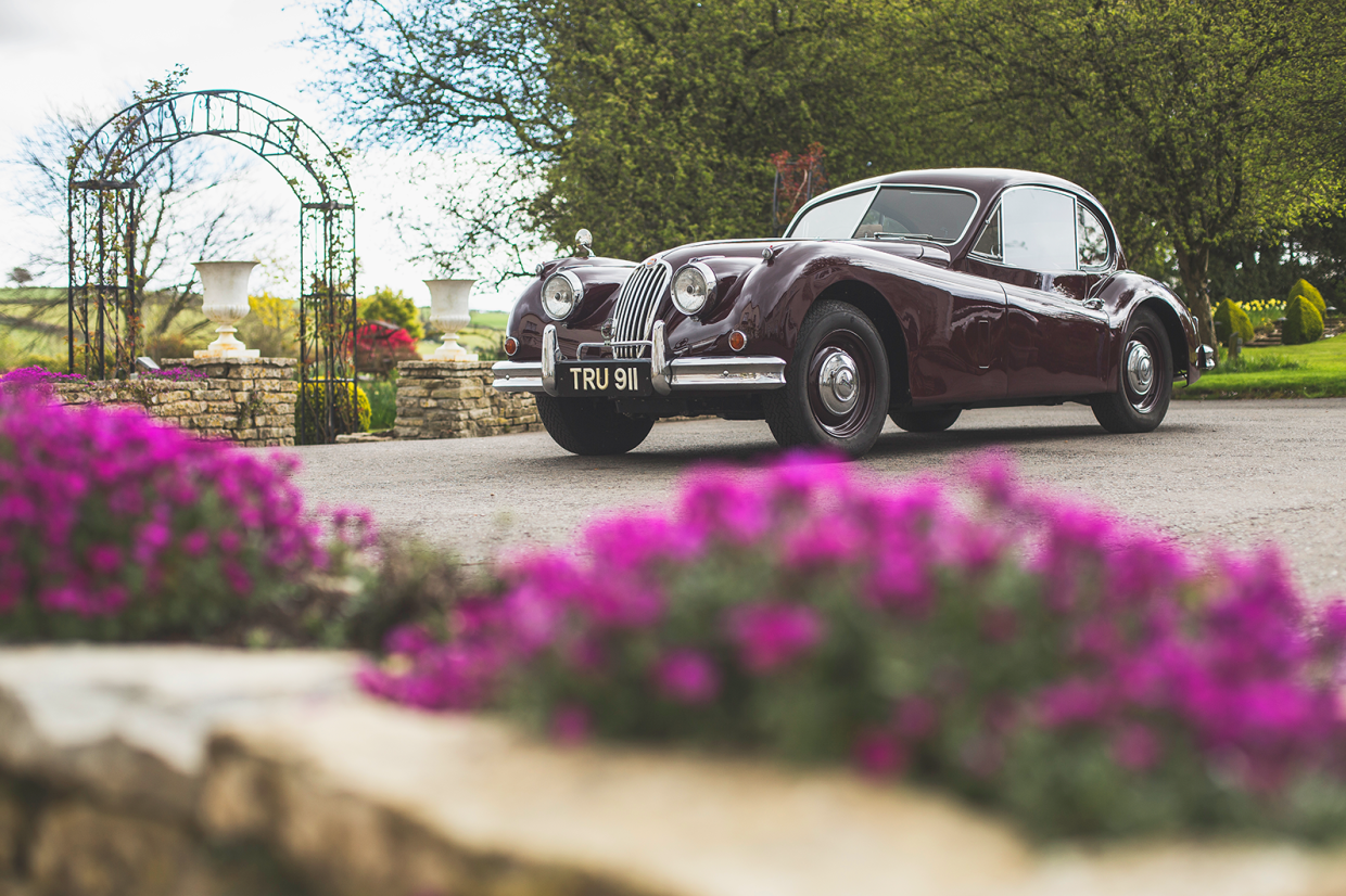 Restoring grandad’s Jaguar XK140