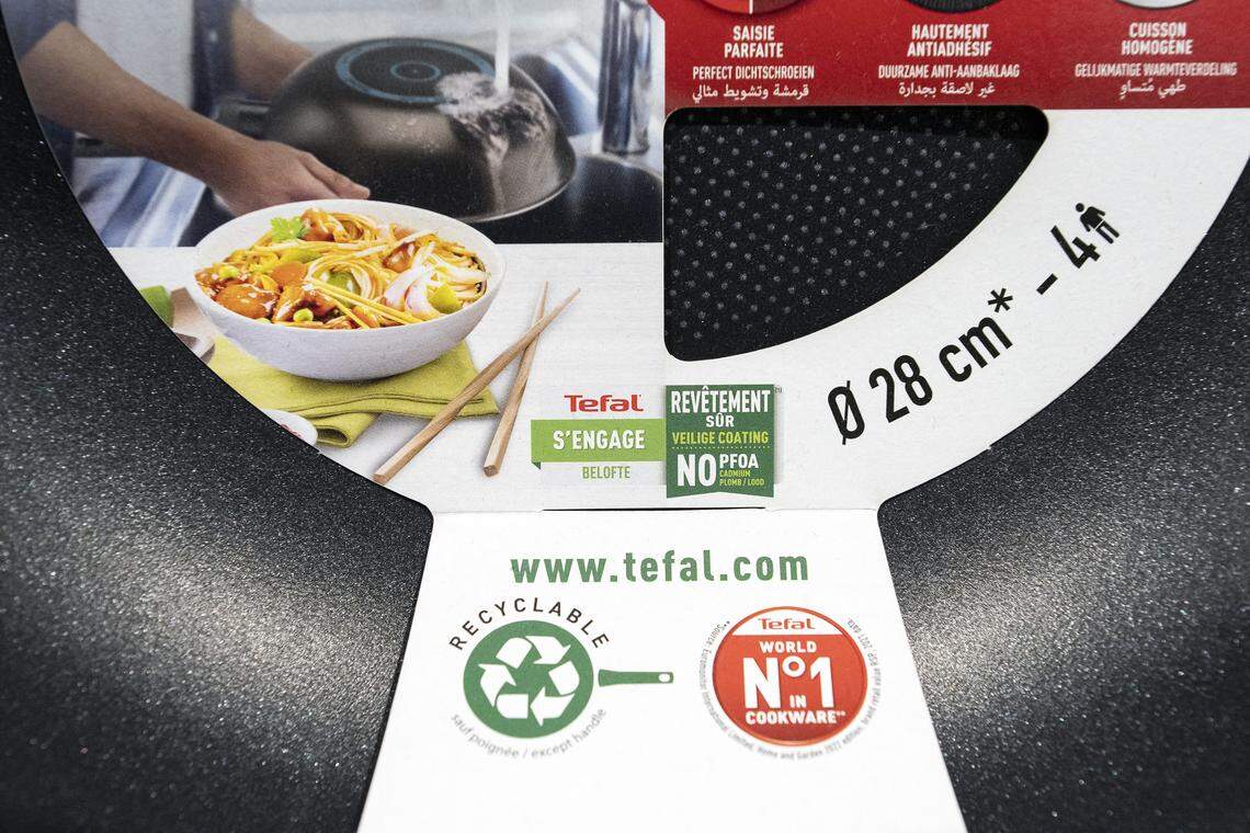 How to tell if your nonstick pan is degrading and what's actually ...