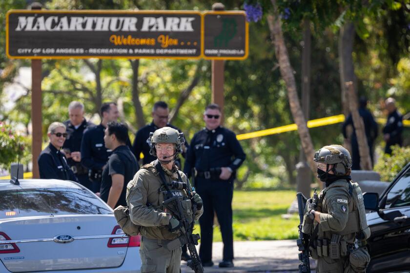 Feds charge former LA nonprofit worker with possessing fentanyl, meth ...