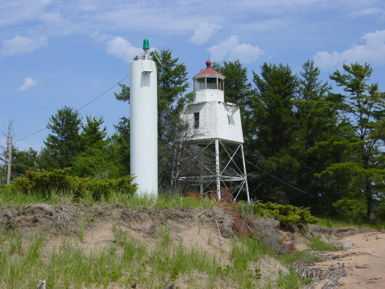 Apostle Islands' Chequamegon Point Light Tower to be dismantled ...