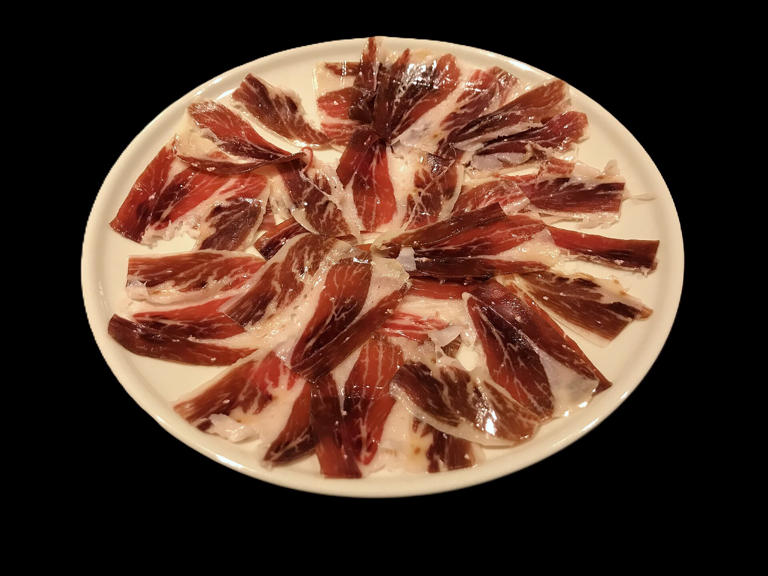 Why Spanish jamón takes 3 years to make — and the specific aging stages ...