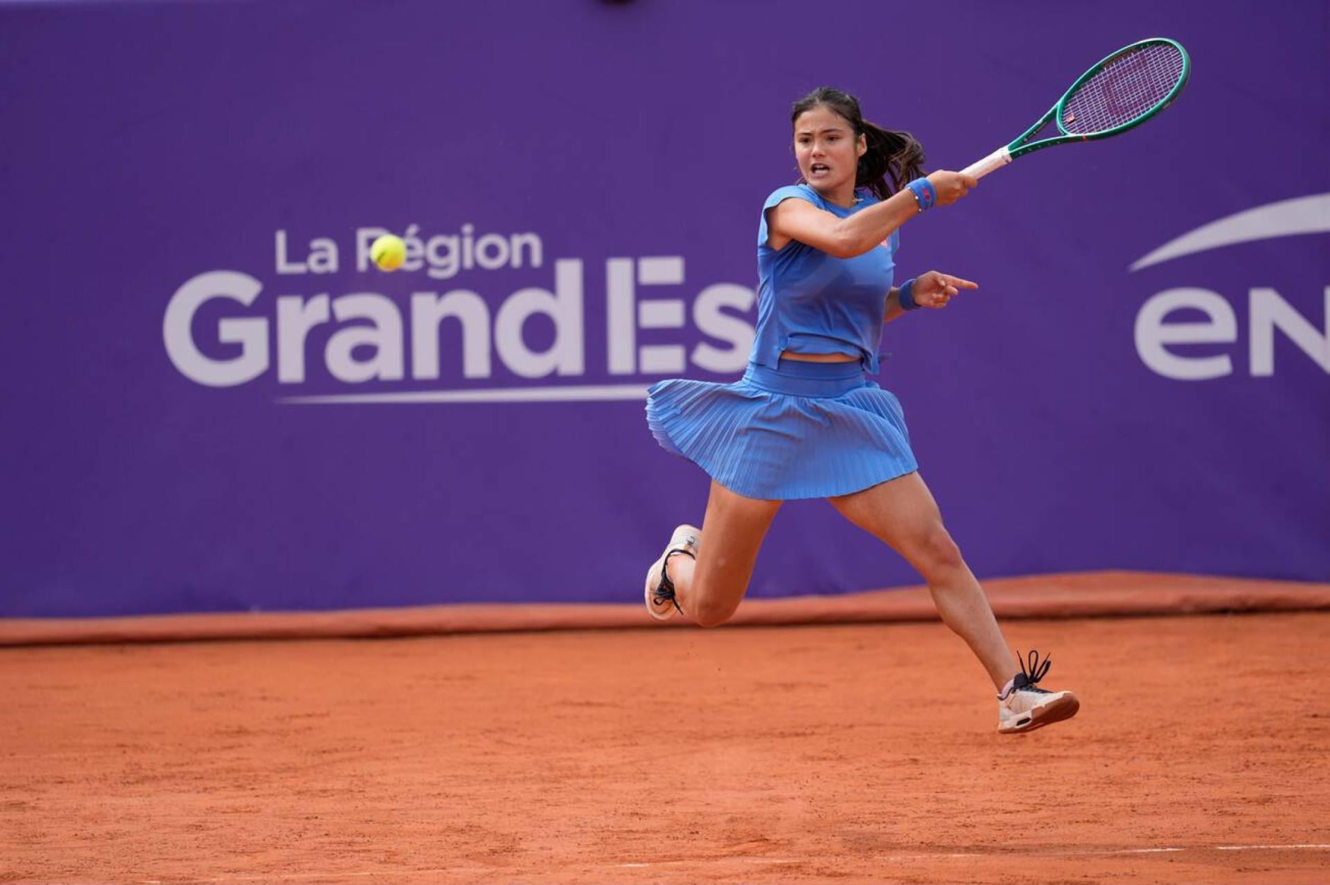 Emma Raducanu gets favorable French Open 1R draw, but could face major ...