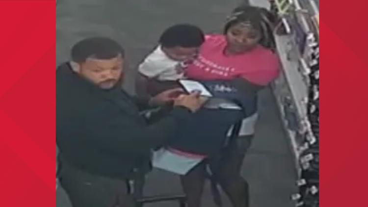 Thieves take toddler to armed robbery, police say