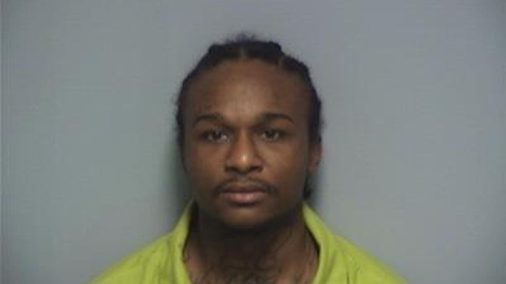 Vinton man taken into custody for allegedly stabbing 17-year-old girl