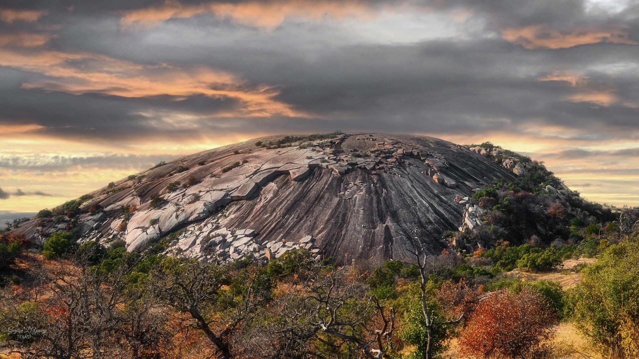 Missing 81-year-old woman found dead at Enchanted Rock State Park in Texas