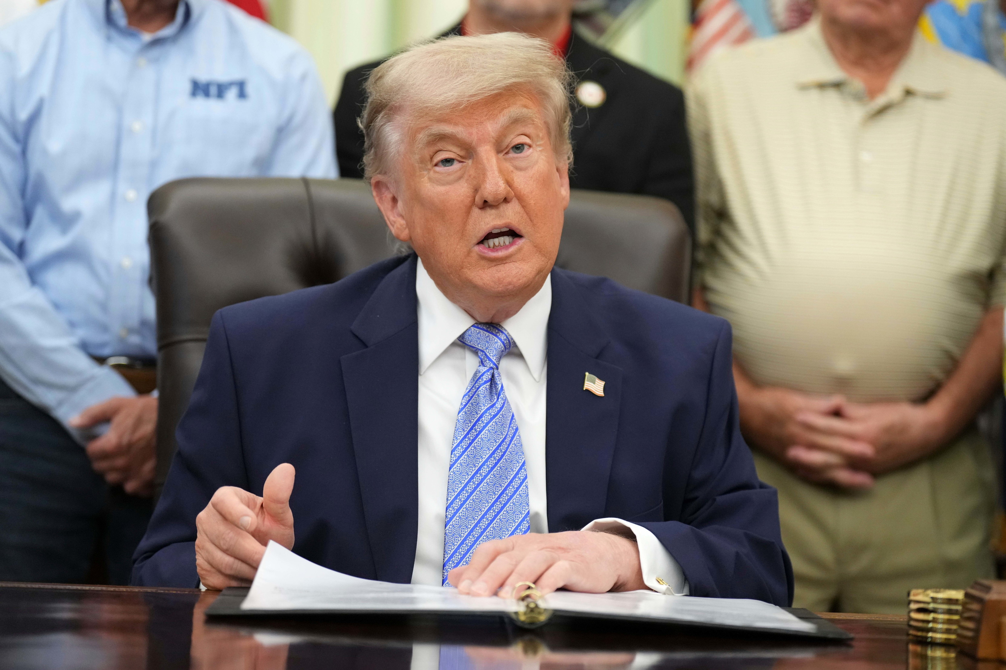 Trump guarda a Cuba: portaerei Nimitz nei Caraibi