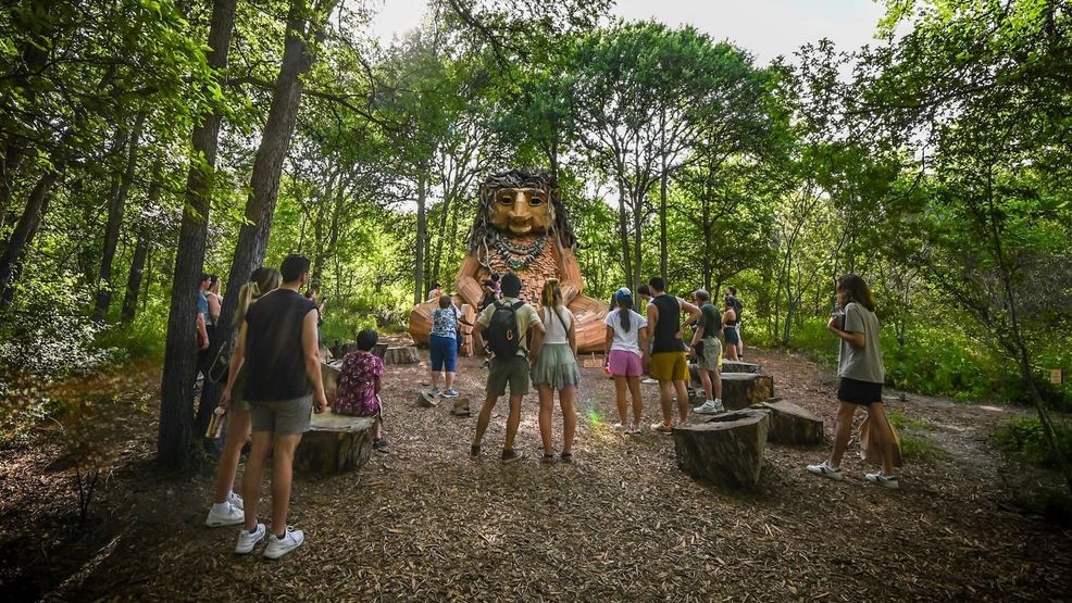 Austin mourns giant Pease Park troll as photos and videos pour in after ...