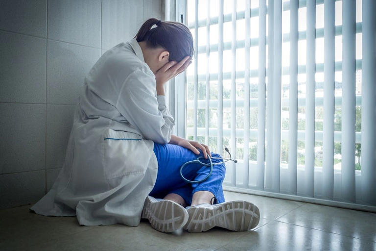 Hassle factor, too stressful are prime motivators for leaving medicine