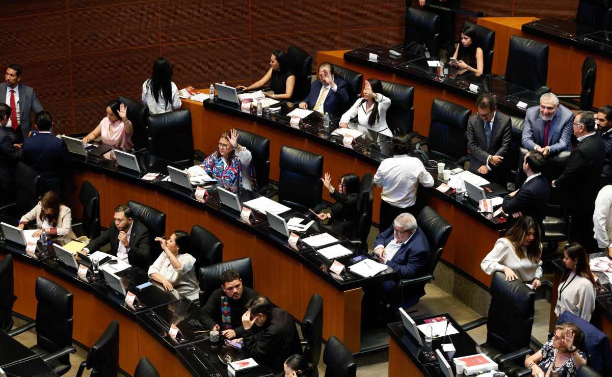Morena arremete contra PAN y PRI; los llama traidores a la patria por ...