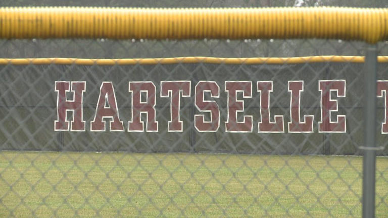 Back to back: Hartselle baseball secures second straight state championship