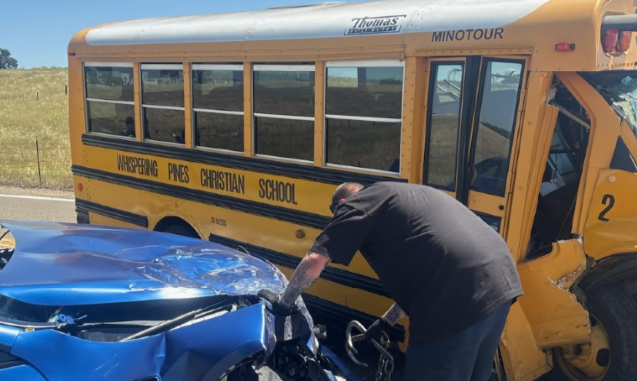 School bus crashes head-on with another vehicle in Sacramento County ...