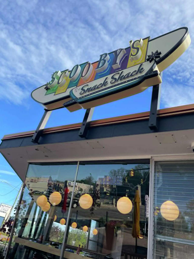 Scooby’s Snack Shack opens in Manistee