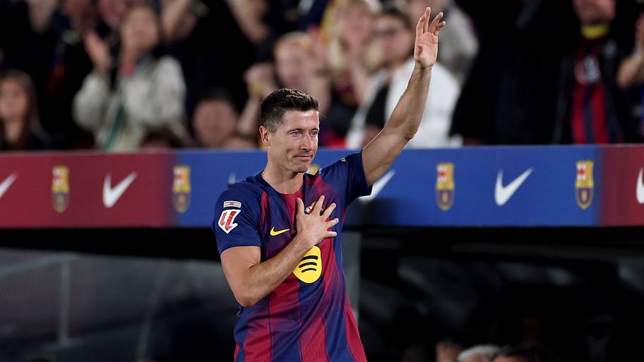 Barcelona XI vs. Valencia: Legend says goodbye—injury news, predicted ...