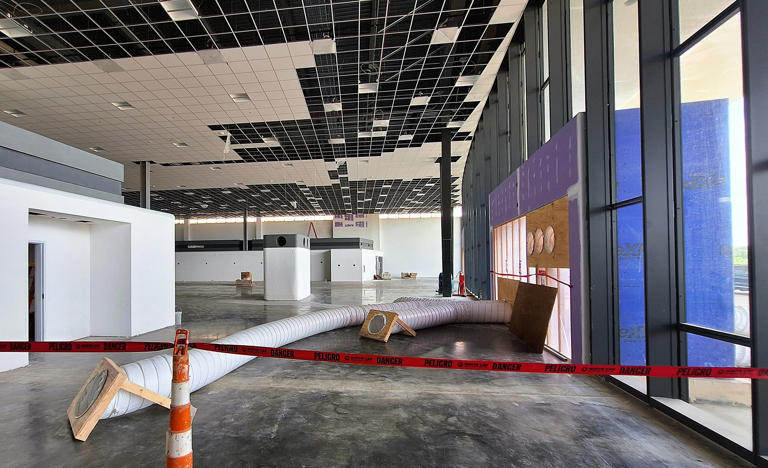 'Roadshow' offers early look inside Mobile’s new airport terminal