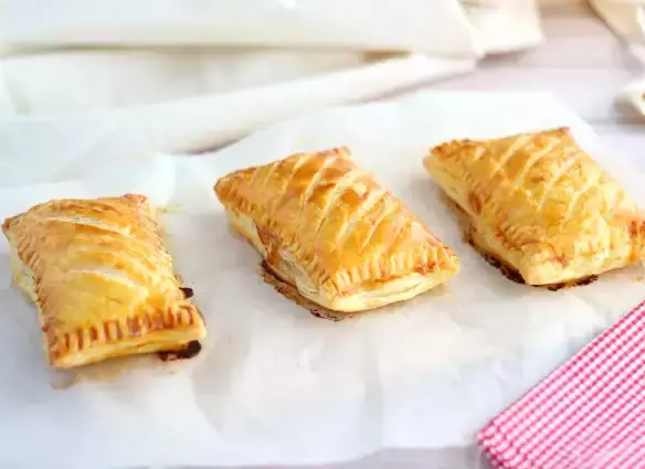 Ham and cheese pastries