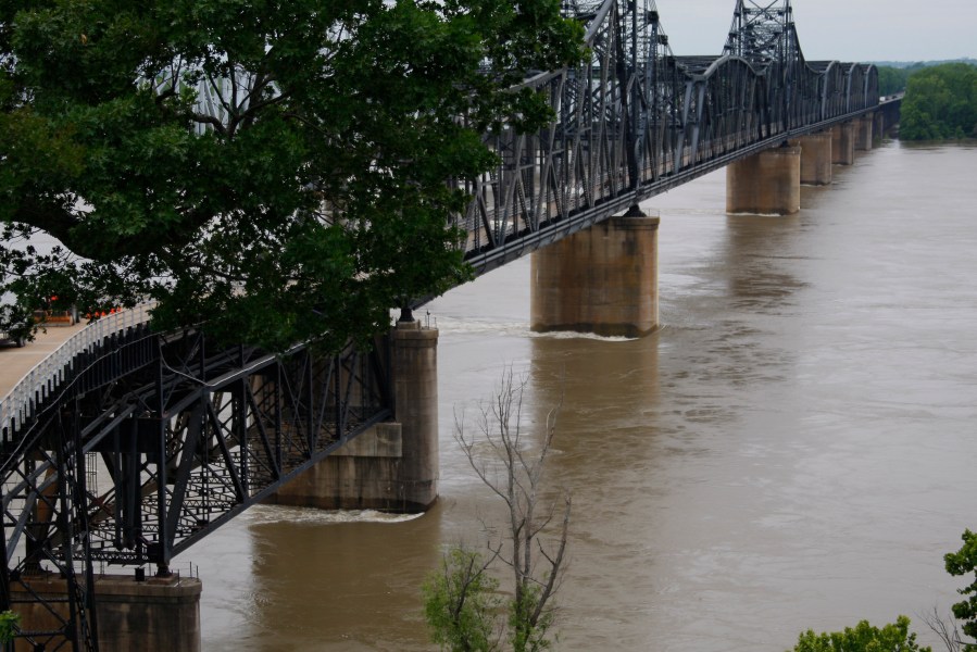 Sip stroll over the old MS River Bridge