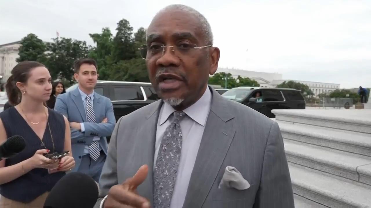 Rep. Gregory Meeks said 'we had the votes' on Iran war resolution ...
