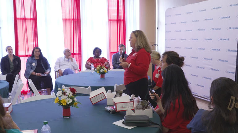 National Blood Clot Alliance Red Bus Tour visits Gulfport, bringing ...