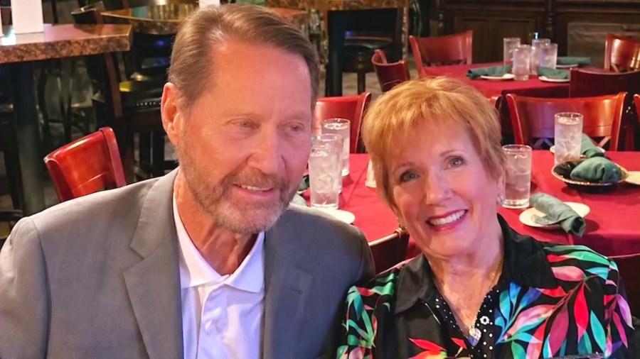 Elderly couple targeted by scammer pretending to be actor Tom Selleck ...