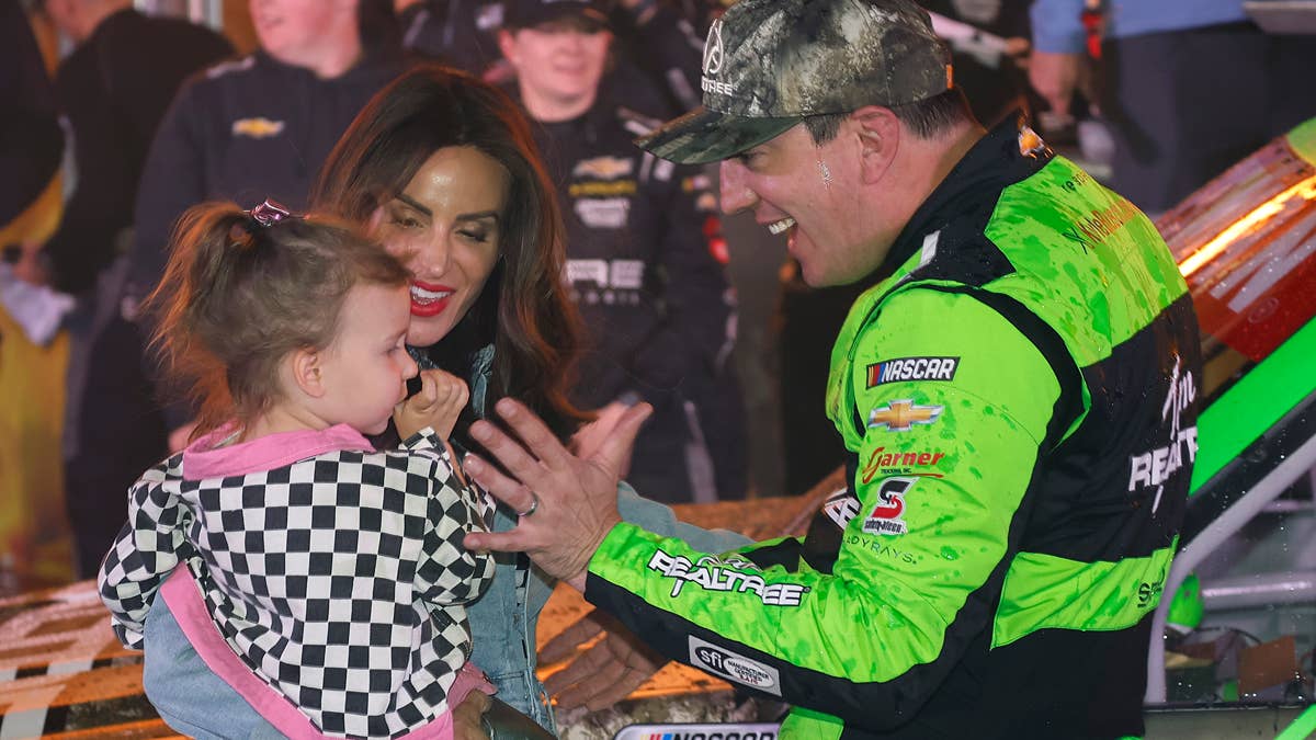Discover Kyle Busch's family: Wife Samantha and their two children ...