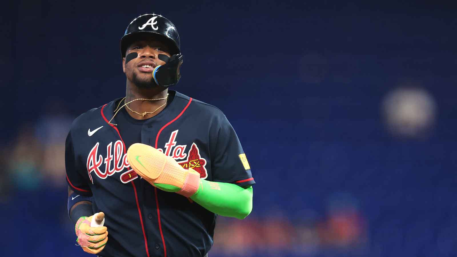 Braves’ Ronald Acuna Jr. exits Marlins game amid injury concerns