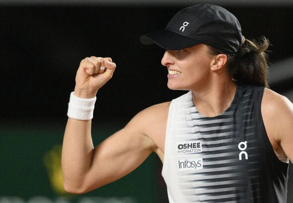 Iga Swiatek issues brutal response to Daniil Medvedev's clay court comments