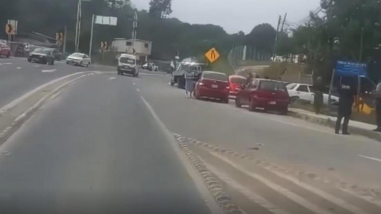 Conductor ebrio atropella a dos mujeres en la México-Tampico; una muere